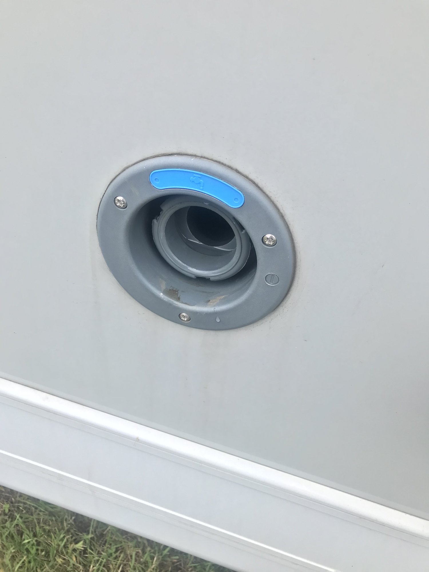 Help identify fresh water filler cap | Wild Camping for Motorhomes