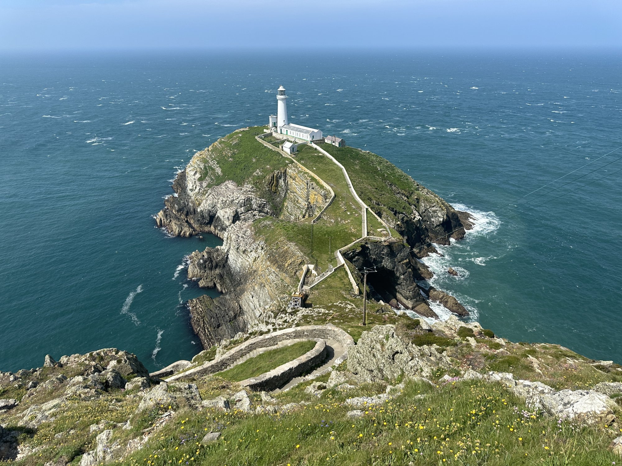 North Stack lighthouse on Anglesay | Wild Camping for Motorhomes
